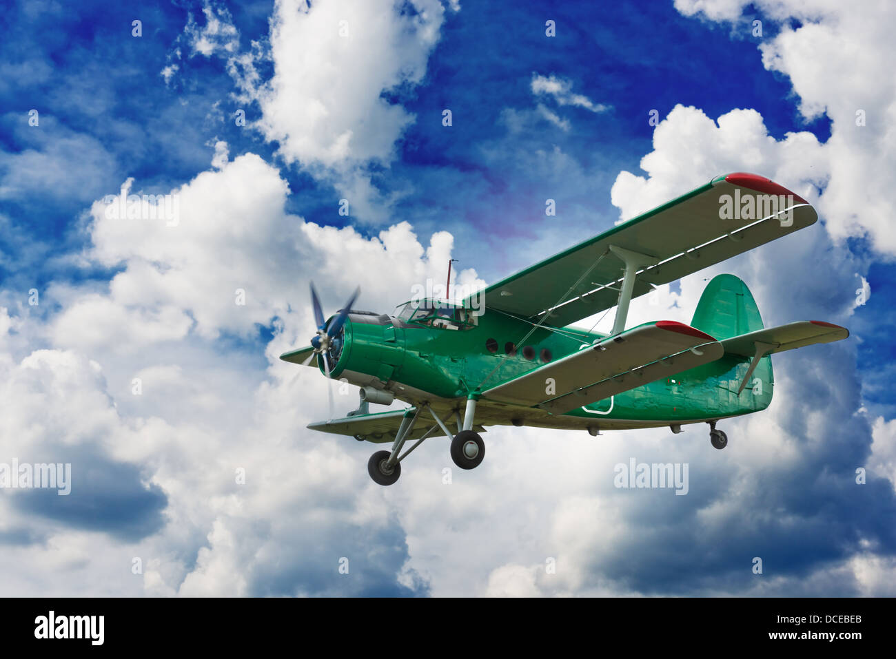 Greenm blue sky hi-res stock photography and images - Alamy