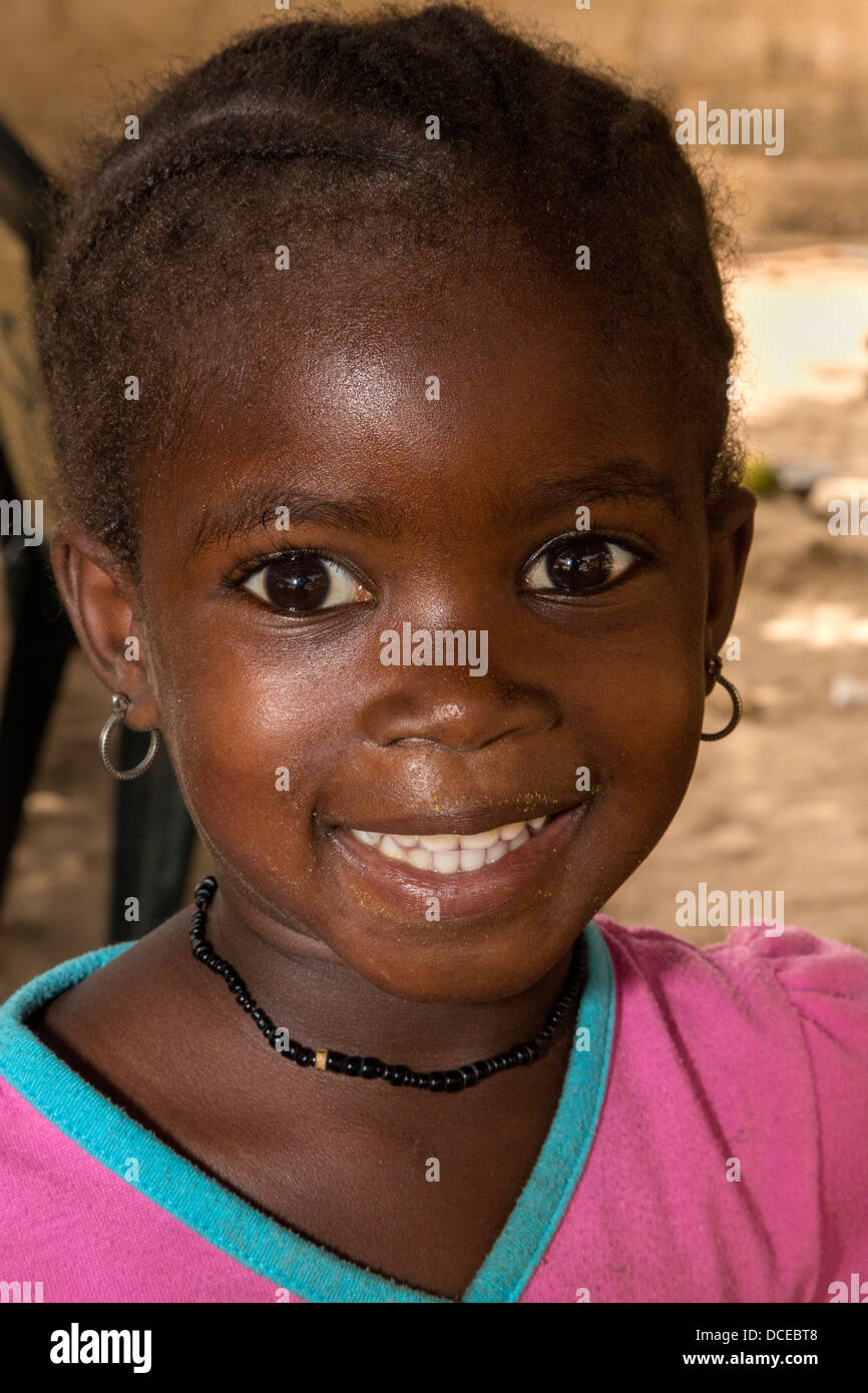 Senegalese group hi-res stock photography and images - Alamy