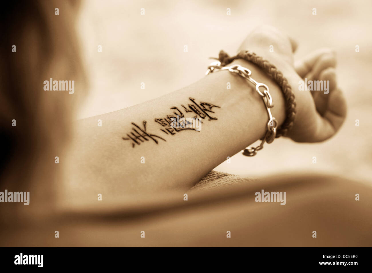 Black Henna Temporary Tattoo High Resolution Stock Photography and ...