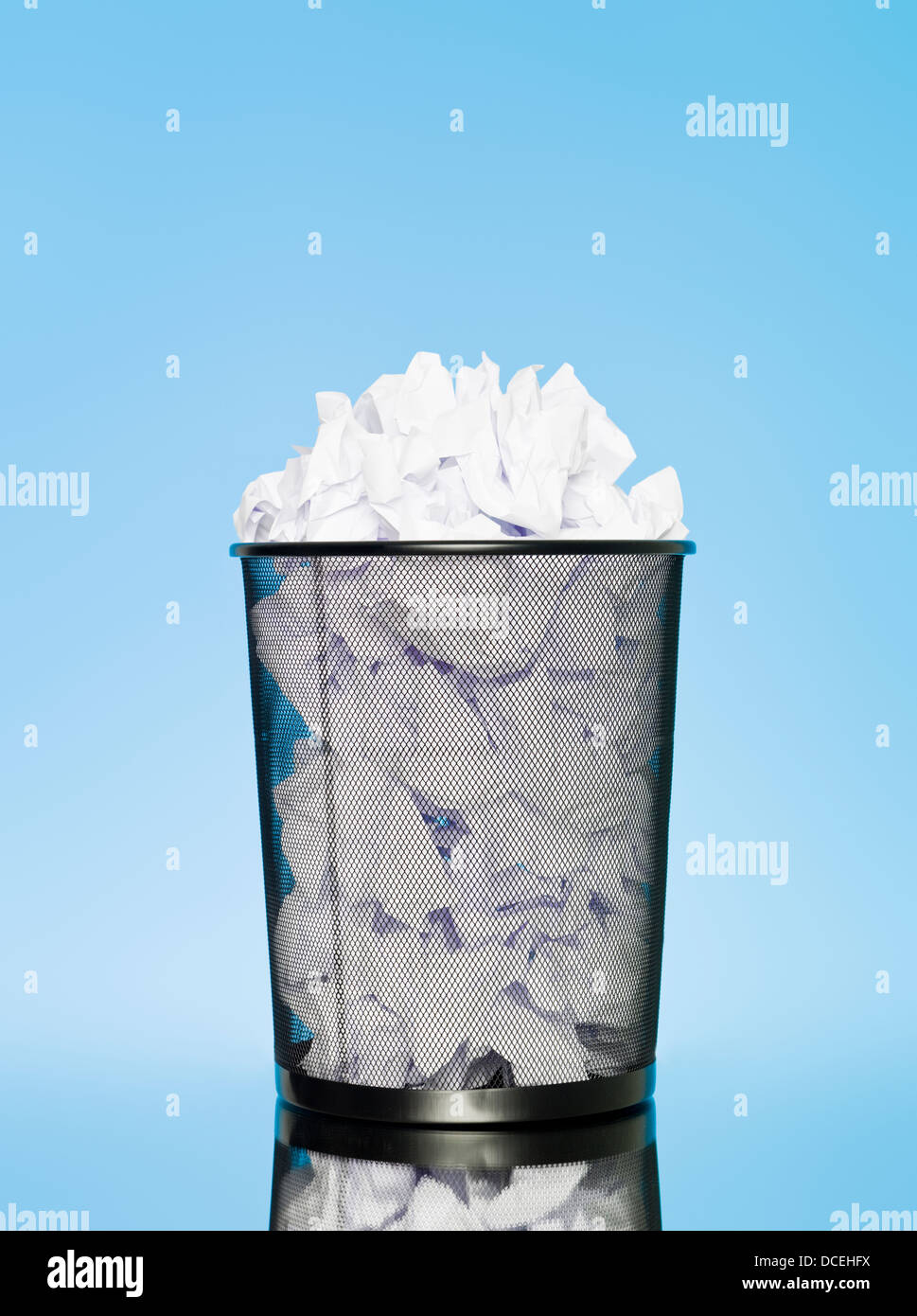 Net full of trash hi-res stock photography and images - Alamy