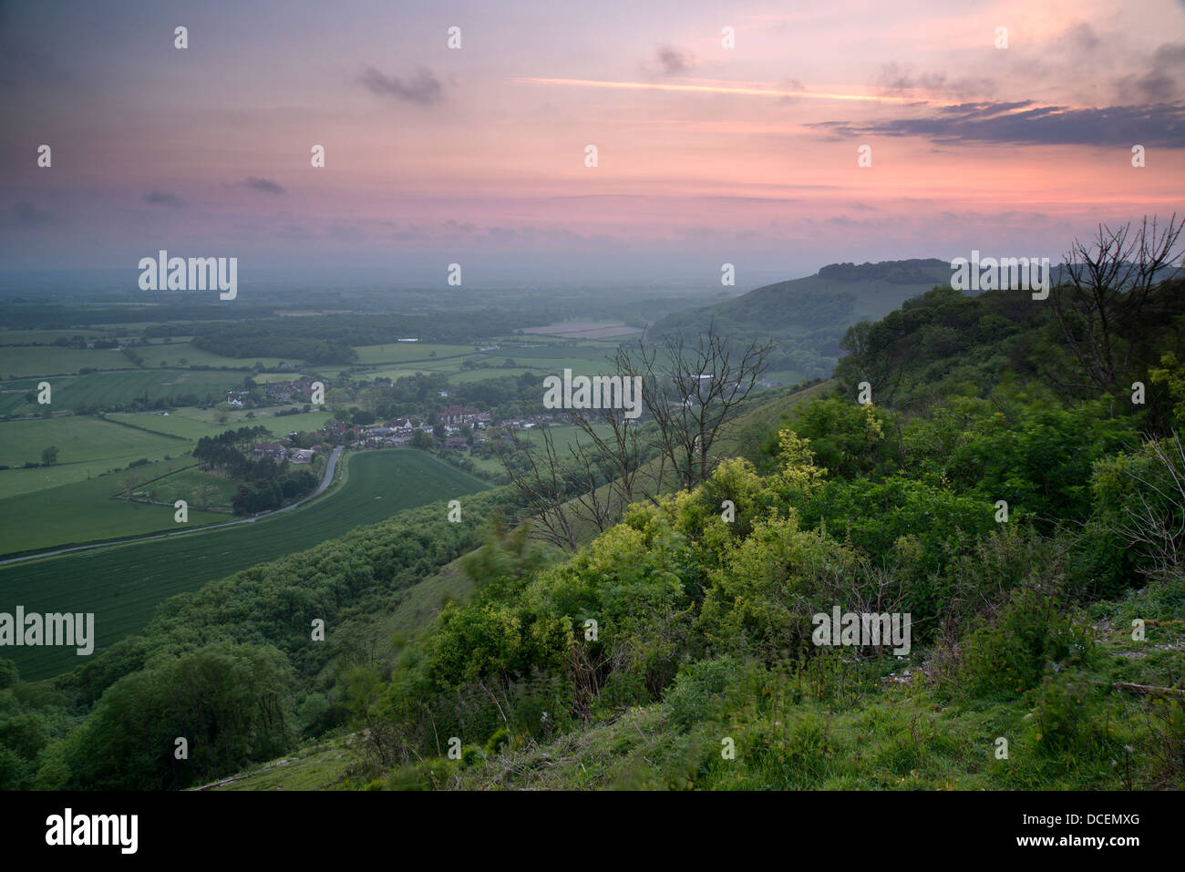 Sunrise over rural fence hi-res stock photography and images - Alamy