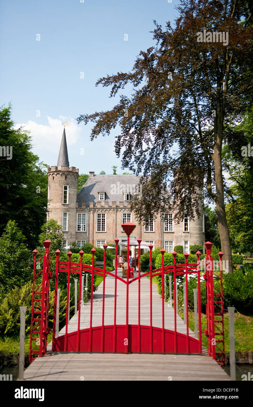 Portal of the castle hi-res stock photography and images - Alamy