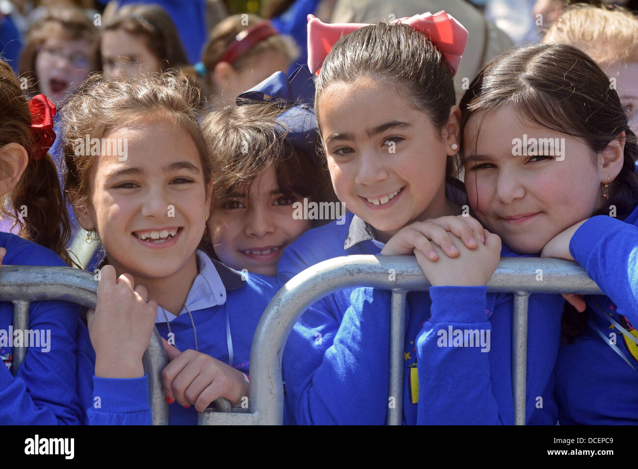 Religious Jewish girls in the audience of the Lag B'Omer parade in ...