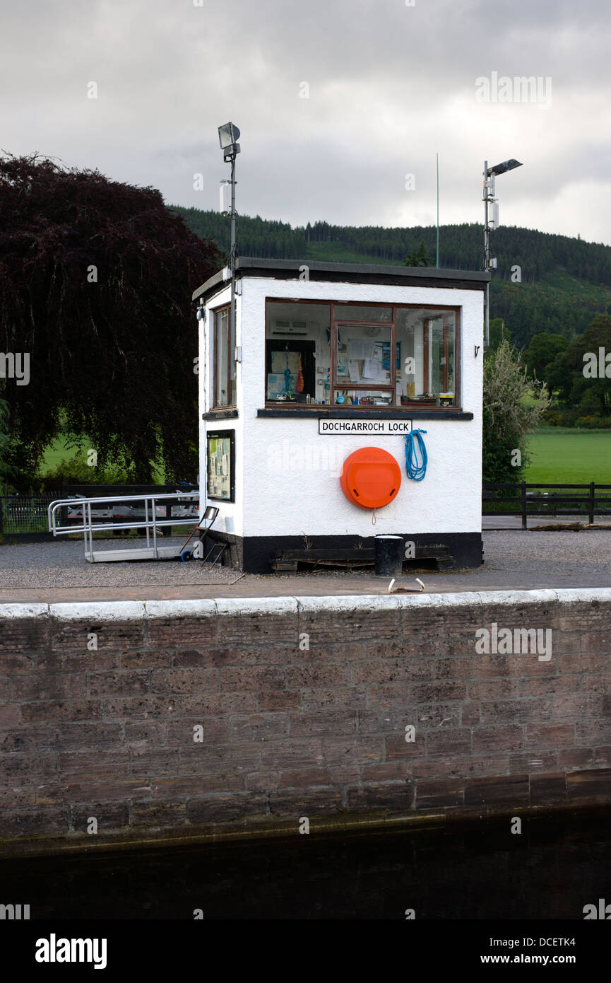 Dochgarroch lock hi-res stock photography and images - Alamy