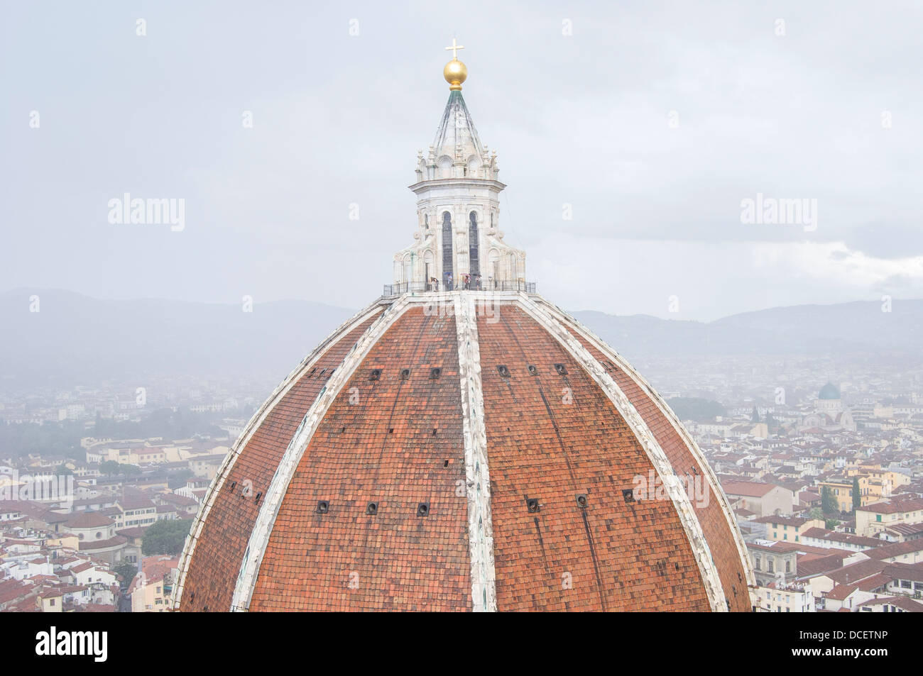 Building top hi-res stock photography and images - Alamy