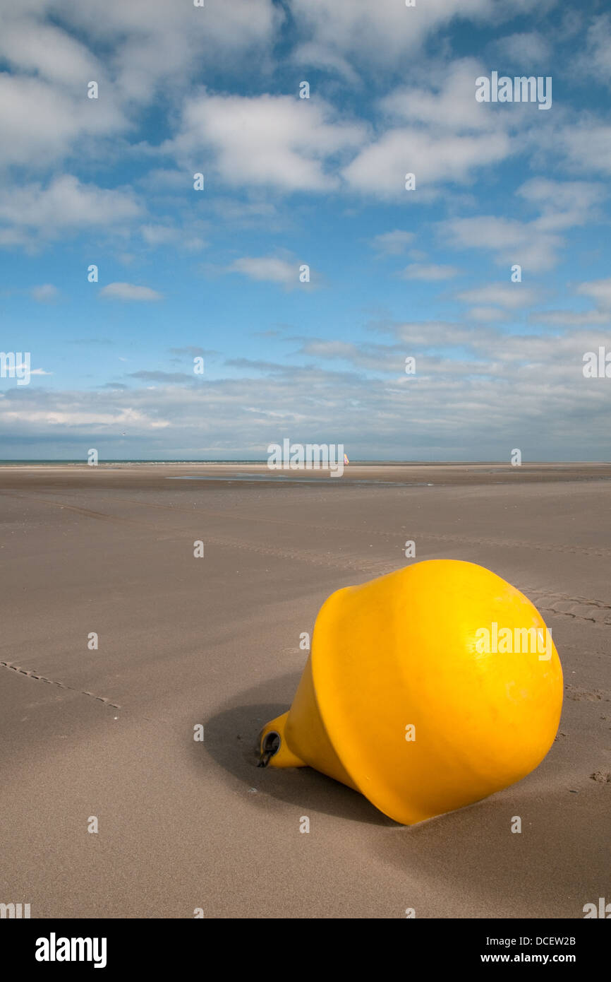 Beach to beacon hi-res stock photography and images - Alamy