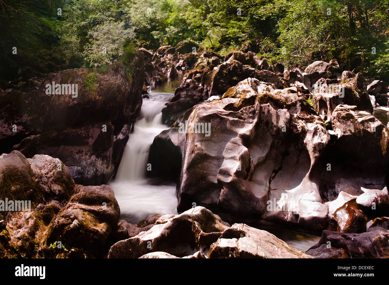 Long exposure waterfall hi-res stock photography and images - Alamy