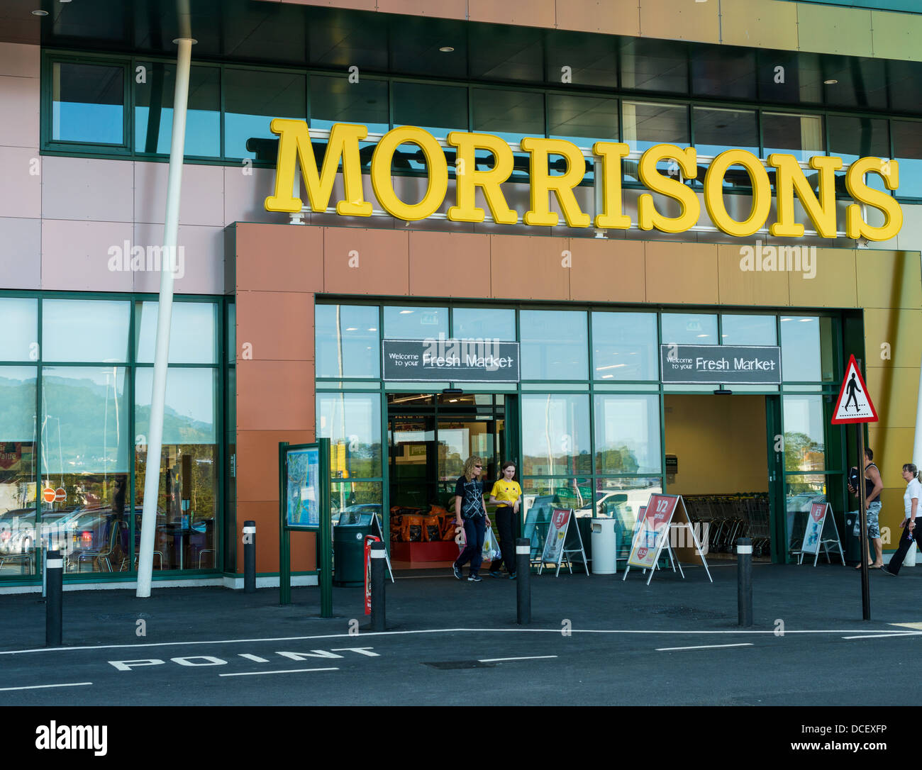 Supermarket devon hi-res stock photography and images - Alamy