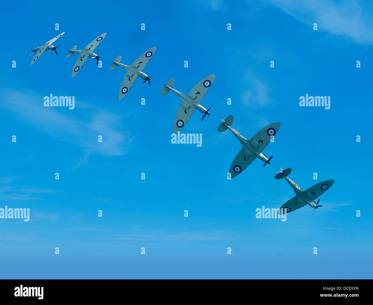 Spitfire mk1x loop hi-res stock photography and images - Alamy