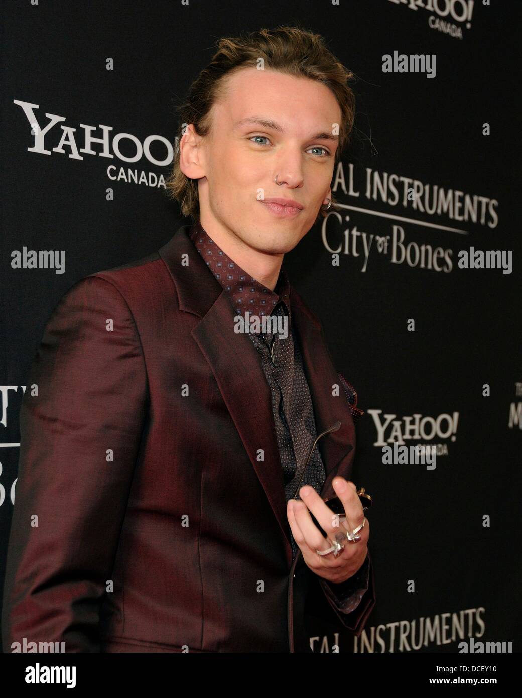 Jamie Campbell Bower Mortal Instruments
