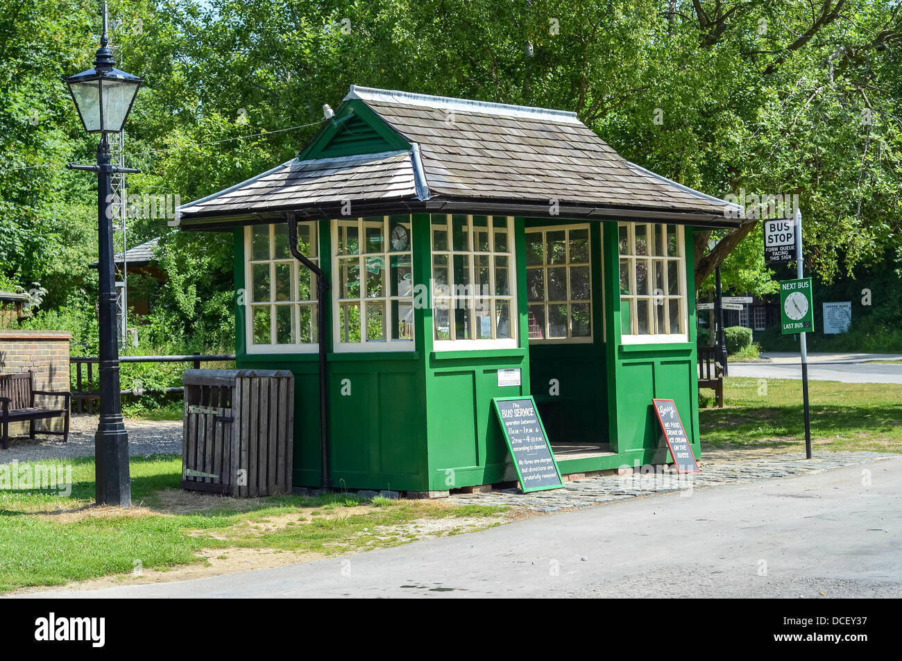 Classic Bus Stop Stock Photo - Alamy