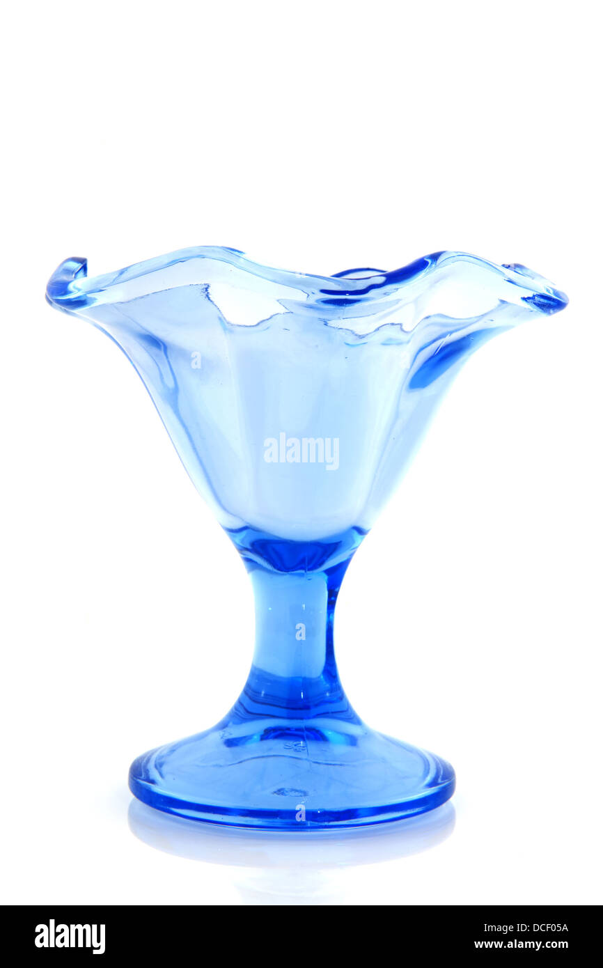 Empty ice cream glass hi-res stock photography and images - Alamy