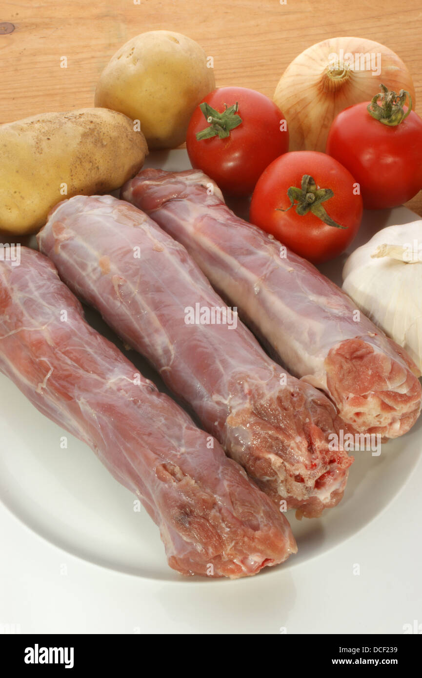 Raw turkey neck hi-res stock photography and images - Alamy