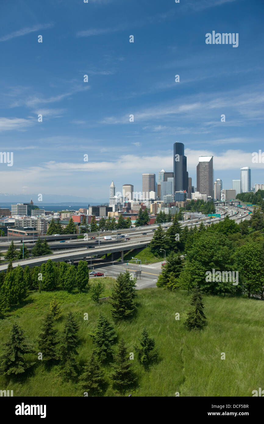 ROUTE 5 INTERSTATE HIGHWAY DOWNTOWN SKYLINE SEATTLE WASHINGTON STATE ...