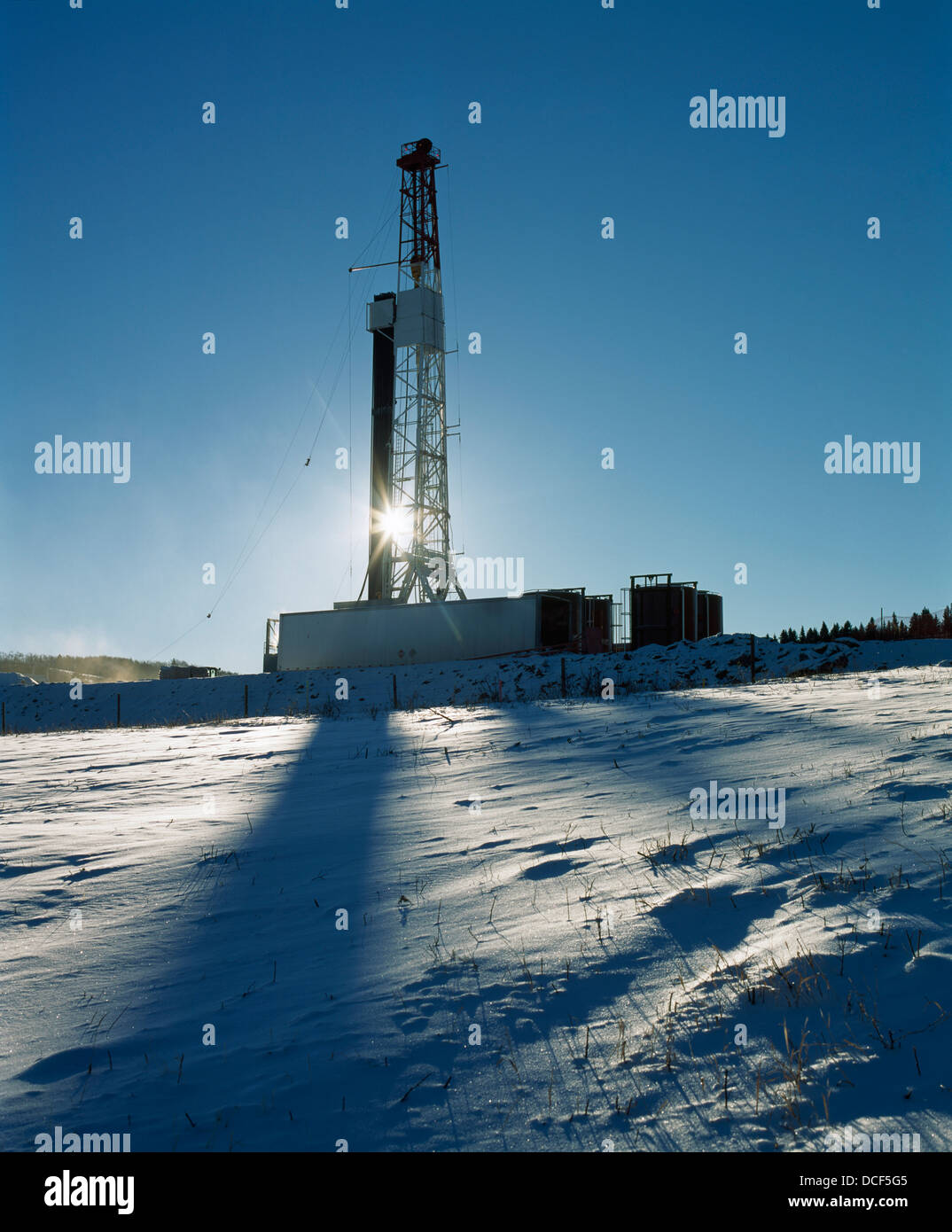How oil rigs work hi-res stock photography and images - Alamy