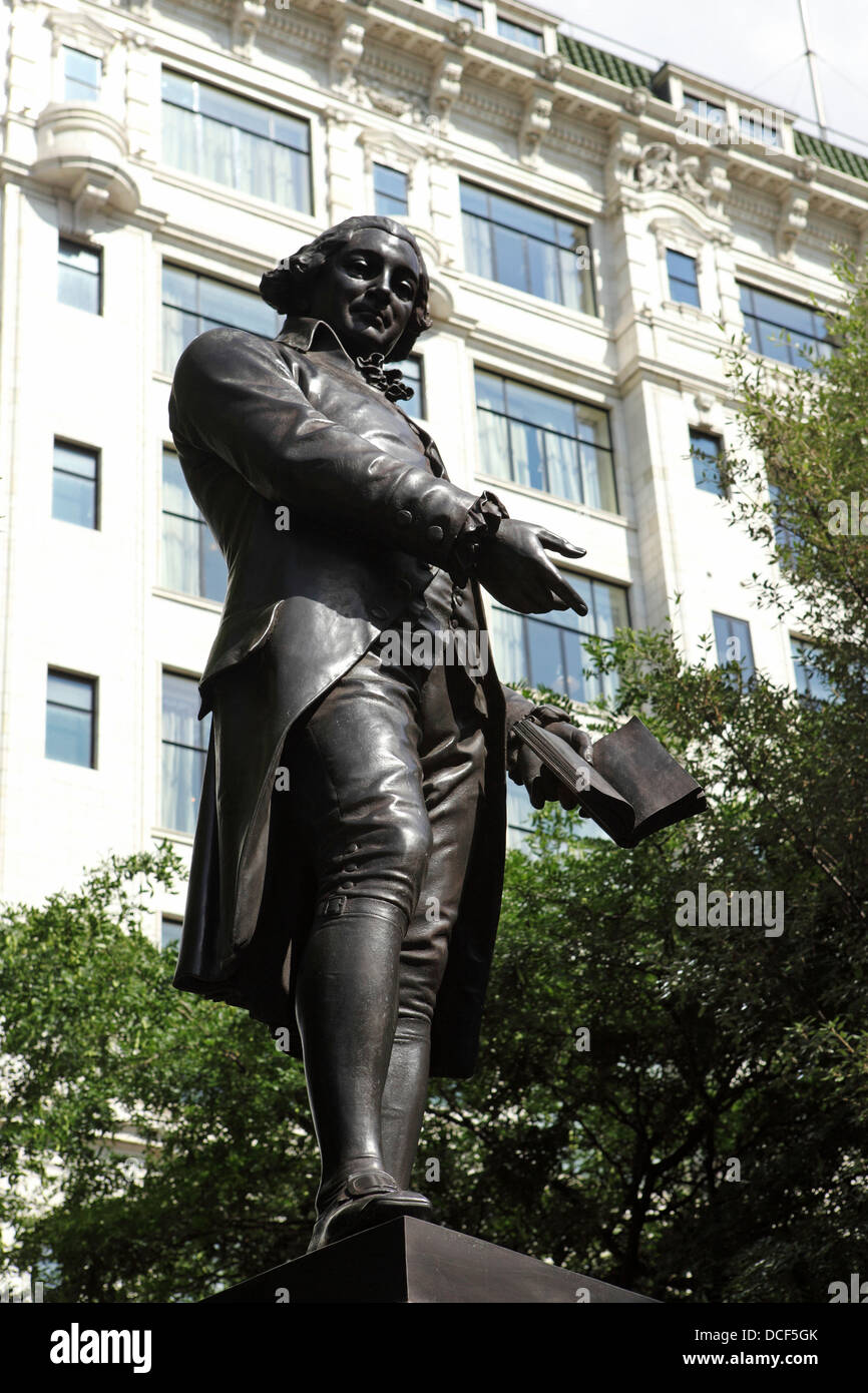 Statue of Robert Raikes in Victoria Embankment Gardens in London ...