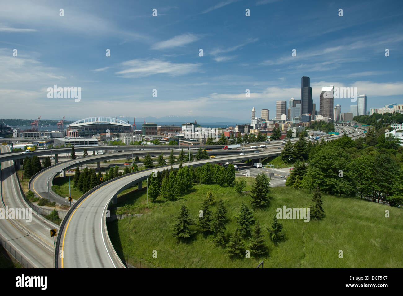 ROUTE 5 INTERSTATE HIGHWAY DOWNTOWN SKYLINE SEATTLE WASHINGTON STATE ...