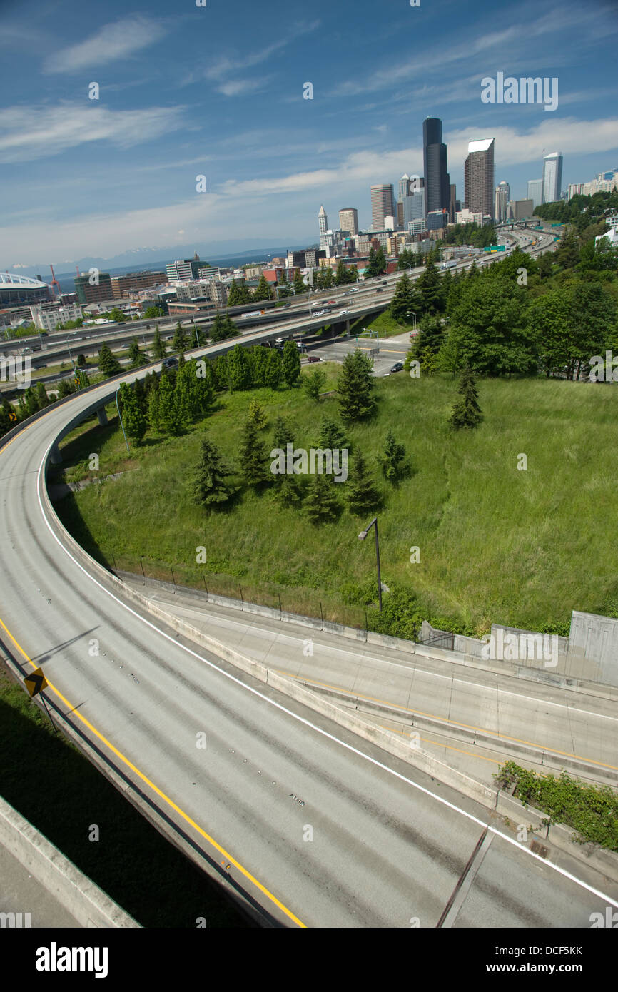 ROUTE 5 INTERSTATE HIGHWAY DOWNTOWN SKYLINE SEATTLE WASHINGTON STATE ...
