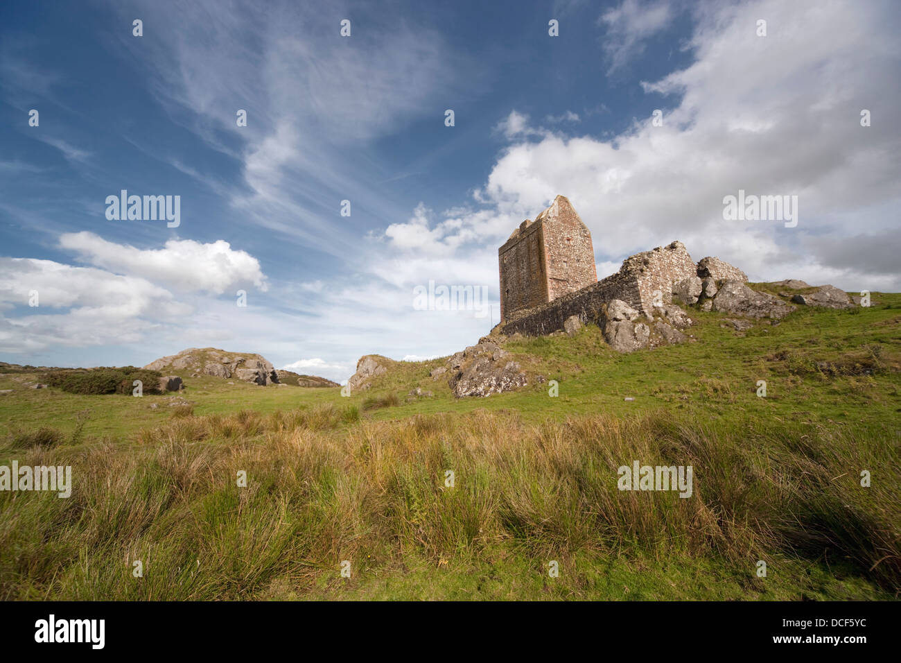 Scottish peel towers hi-res stock photography and images - Alamy