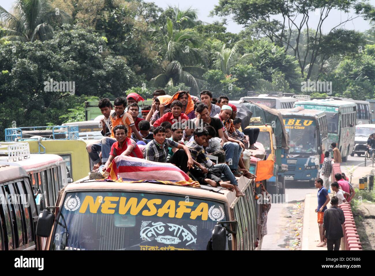 BANGLADESH, Dhaka: City dwellers back in the capital stand on the top ...