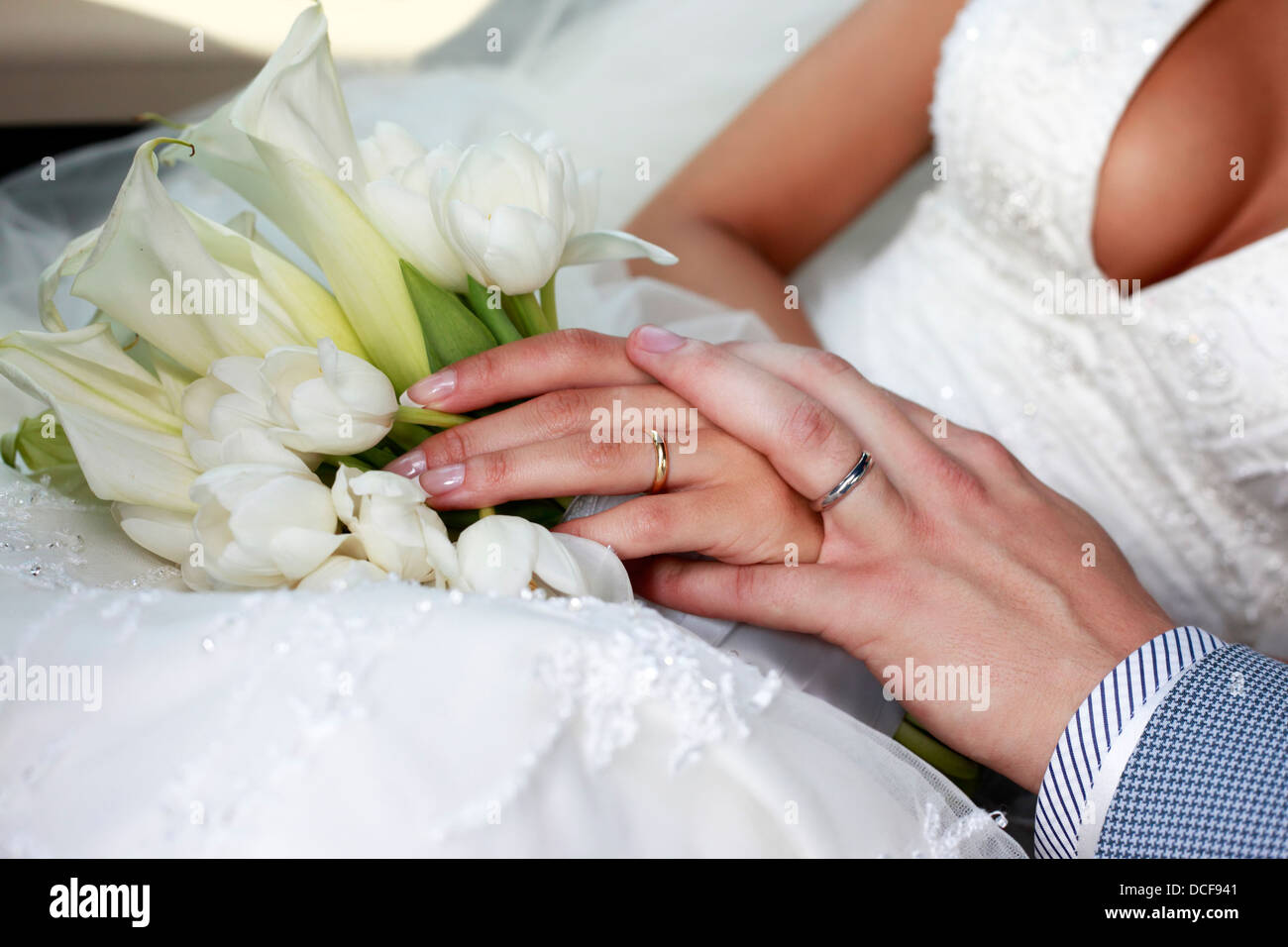 Weding rings hi-res stock photography and images - Alamy