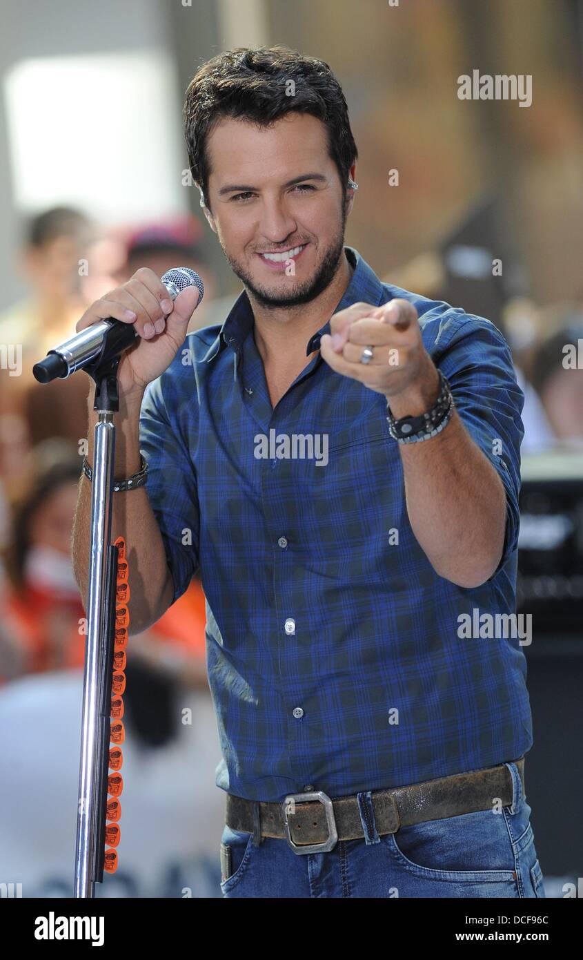 New York, NY. 16th Aug, 2013. Luke Bryan on stage for NBC Today Show ...