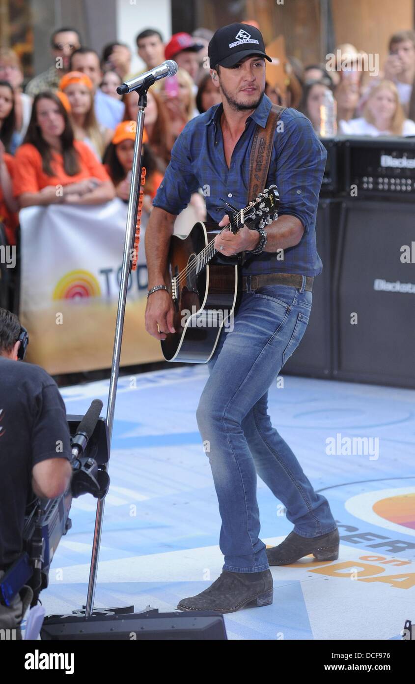 New York, NY. 16th Aug, 2013. Luke Bryan on stage for NBC Today Show ...