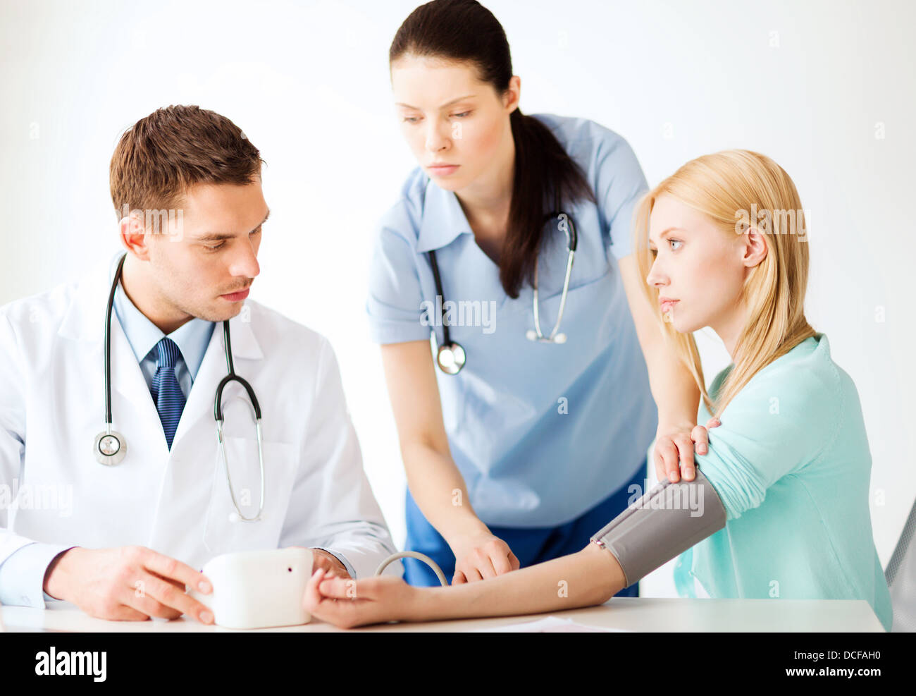 doctor and patient in hospital Stock Photo - Alamy
