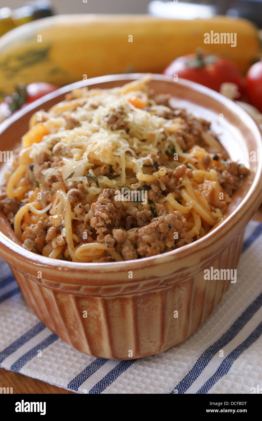 Spaghetti with mince meat and tomato sauce Stock Photo - Alamy