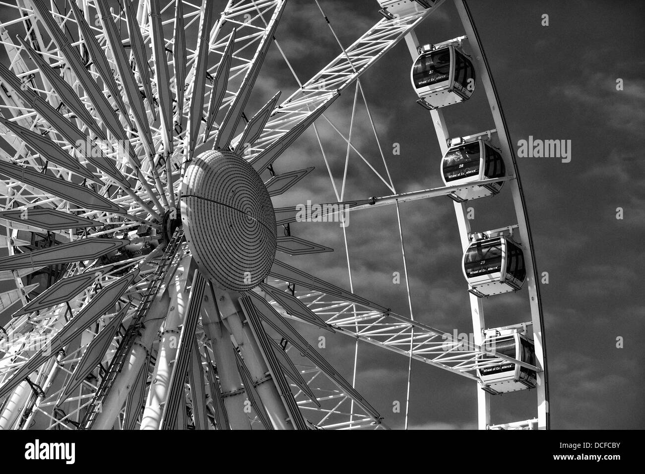 Ferris wheel spokes Black and White Stock Photos & Images - Alamy