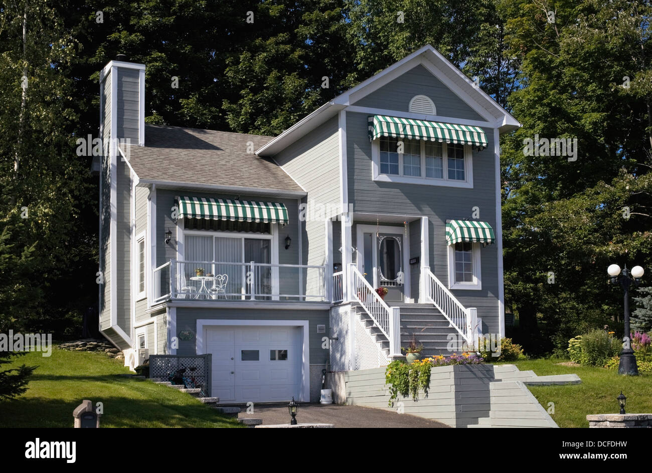 Veranda laneway hi-res stock photography and images - Alamy