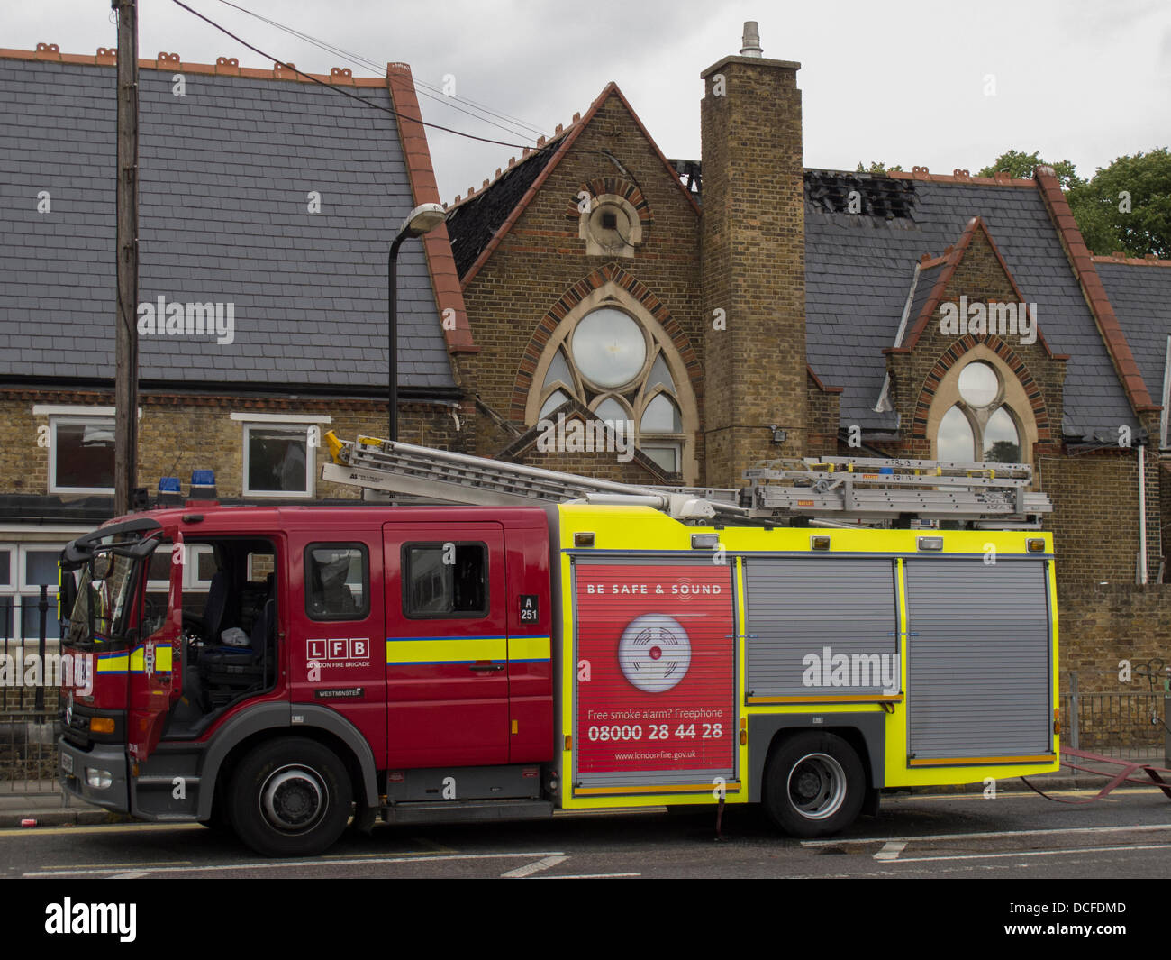 School fire engine hi-res stock photography and images - Alamy