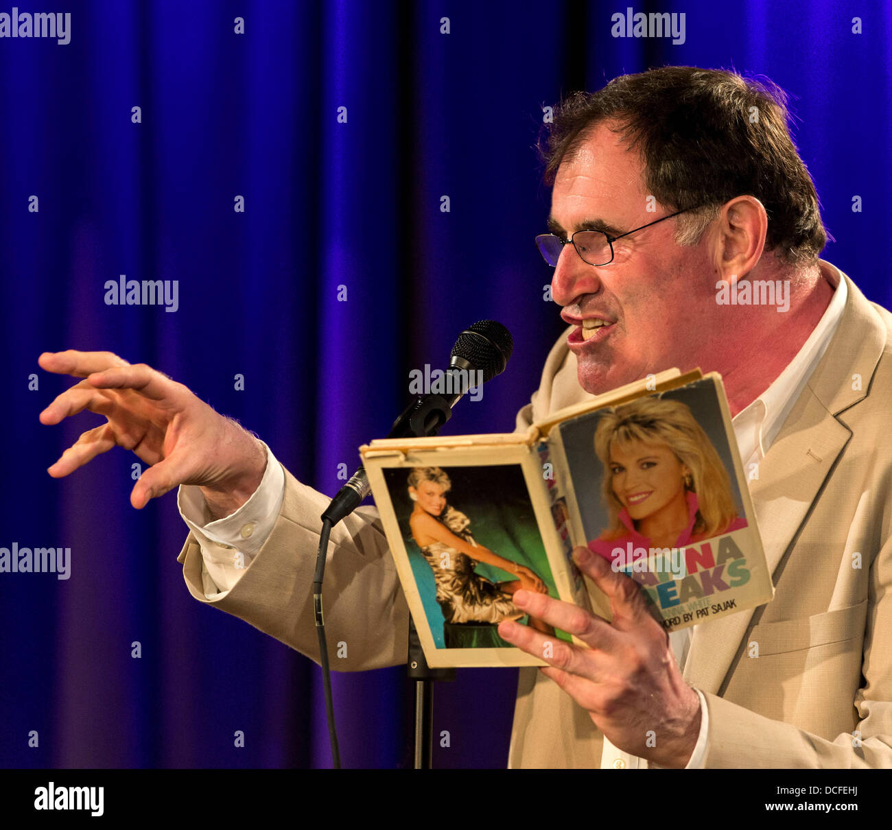 Los Angeles, CA, USA. 15th Aug, 2013. RICHARD KIND reads Vanna White ...