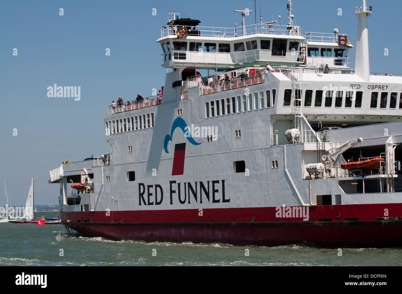 Iow ferry hi-res stock photography and images - Alamy
