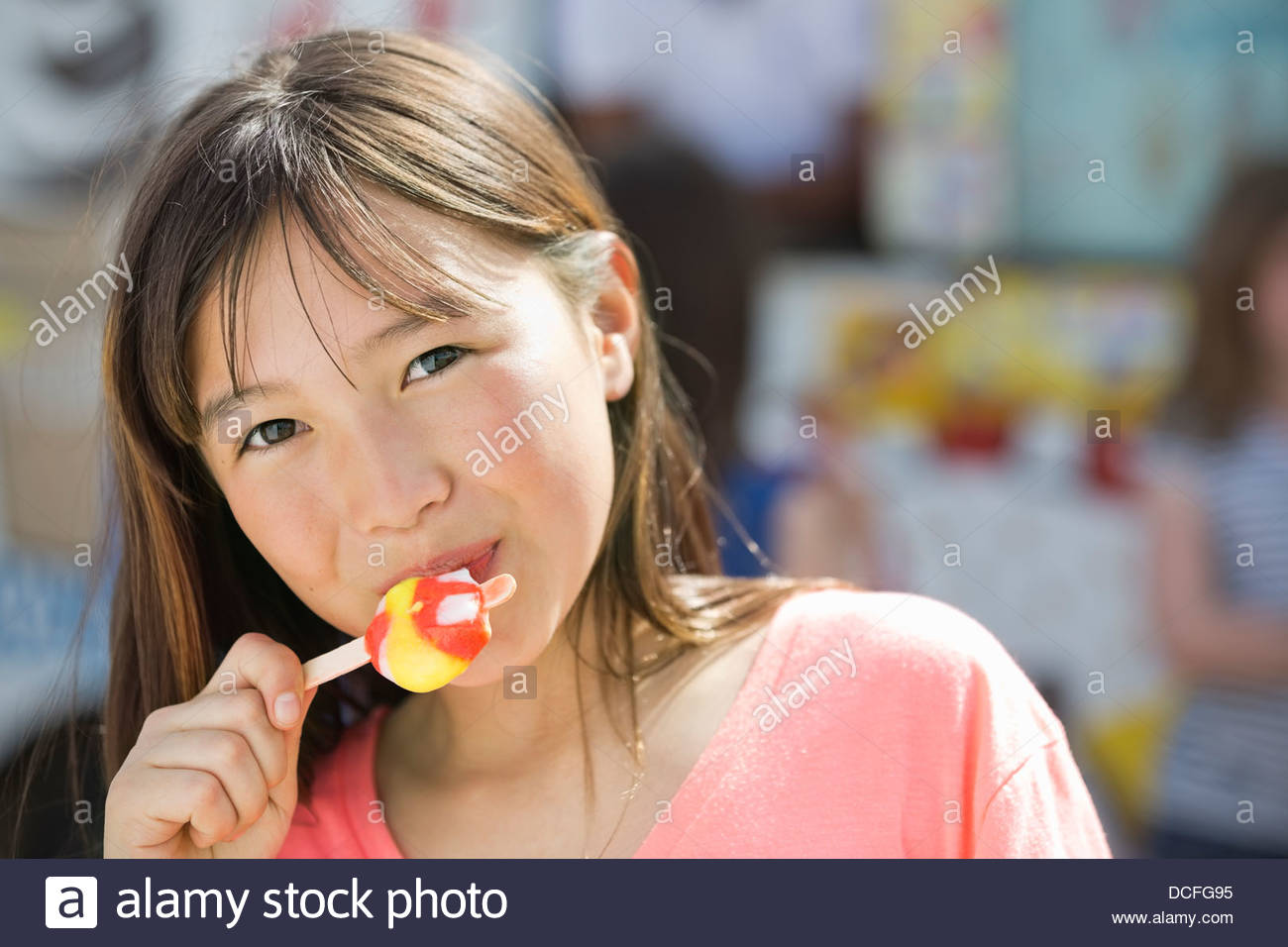 Person outdoors popsicle hi-res stock photography and images - Alamy