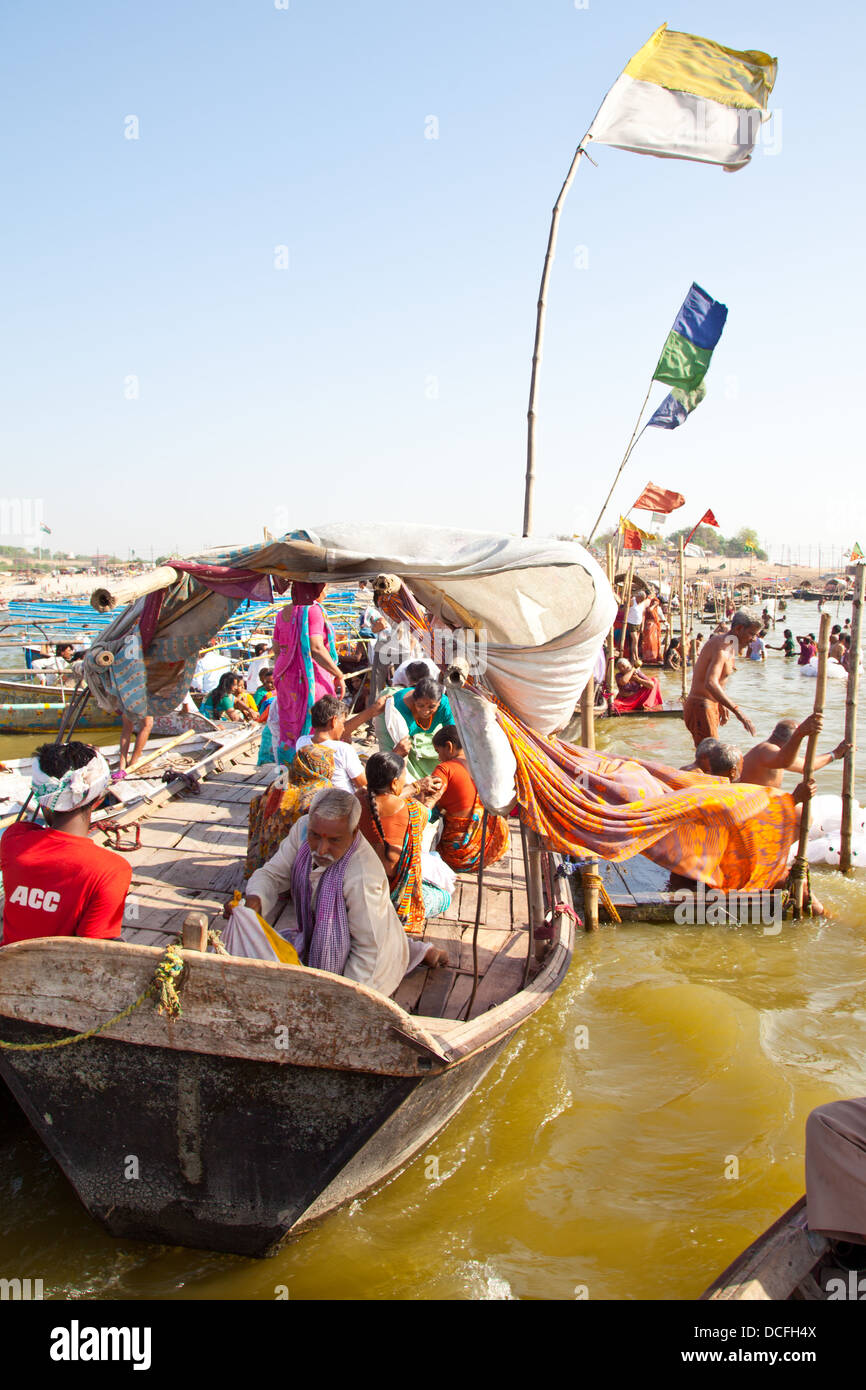 Ganga yamuna hi-res stock photography and images - Alamy
