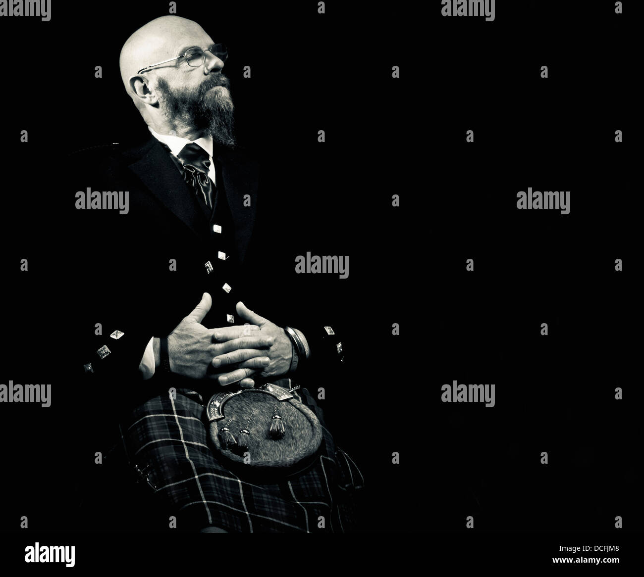 Scotsman kilt highlands hi-res stock photography and images - Alamy