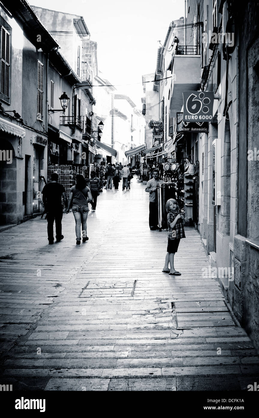Spanish child play market hi-res stock photography and images - Alamy