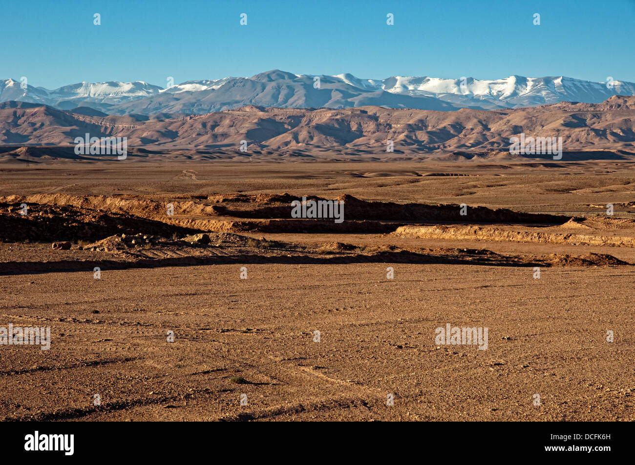 High atlas hi-res stock photography and images - Alamy