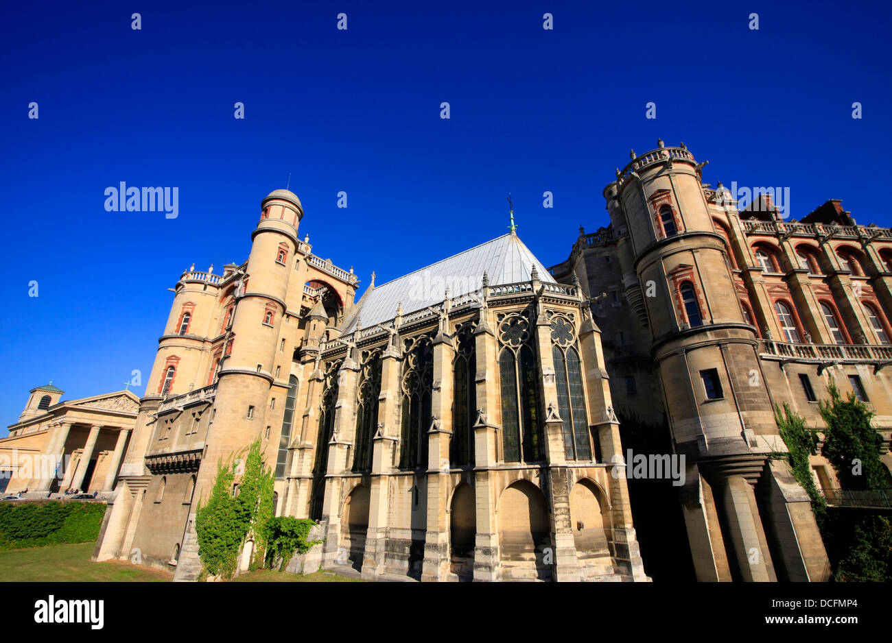 Castle st germain hi-res stock photography and images - Alamy