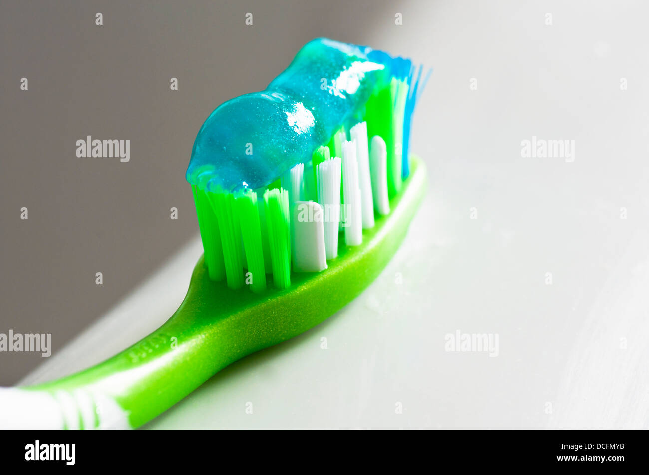 Green toothbrush hi-res stock photography and images - Alamy