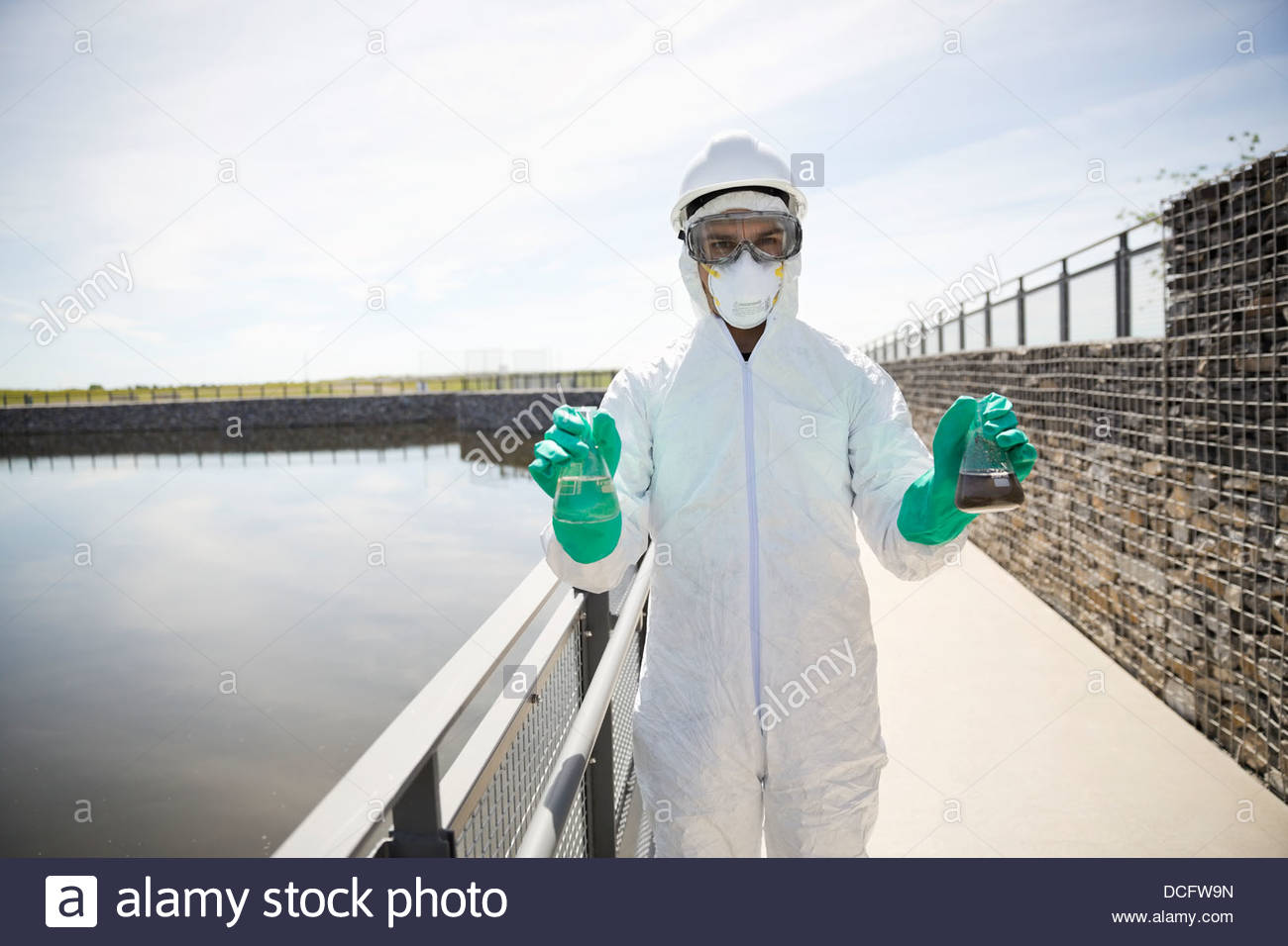 Water sampling equipment hi-res stock photography and images - Alamy