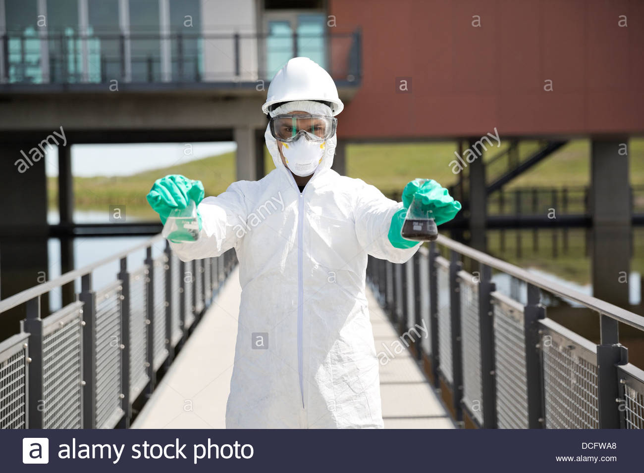 Person testing water quality hi-res stock photography and images - Alamy