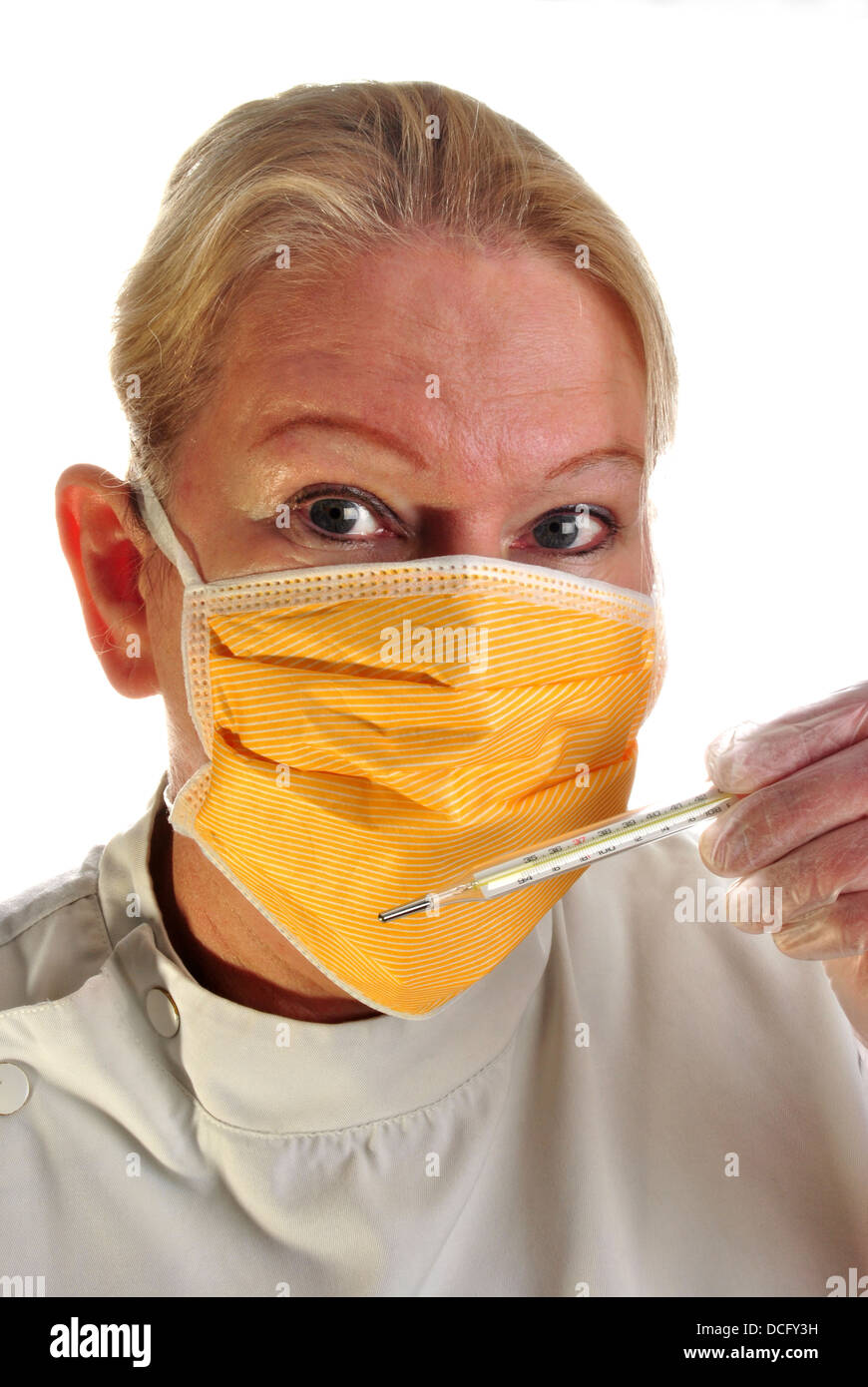 Women surgical mask hi-res stock photography and images - Alamy