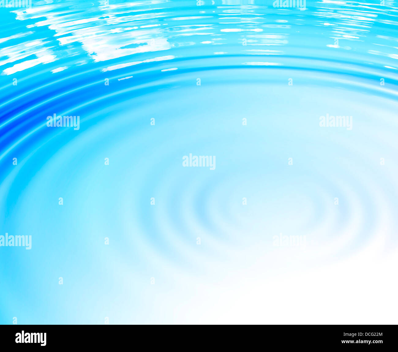 Water ripples circles two hi-res stock photography and images - Alamy