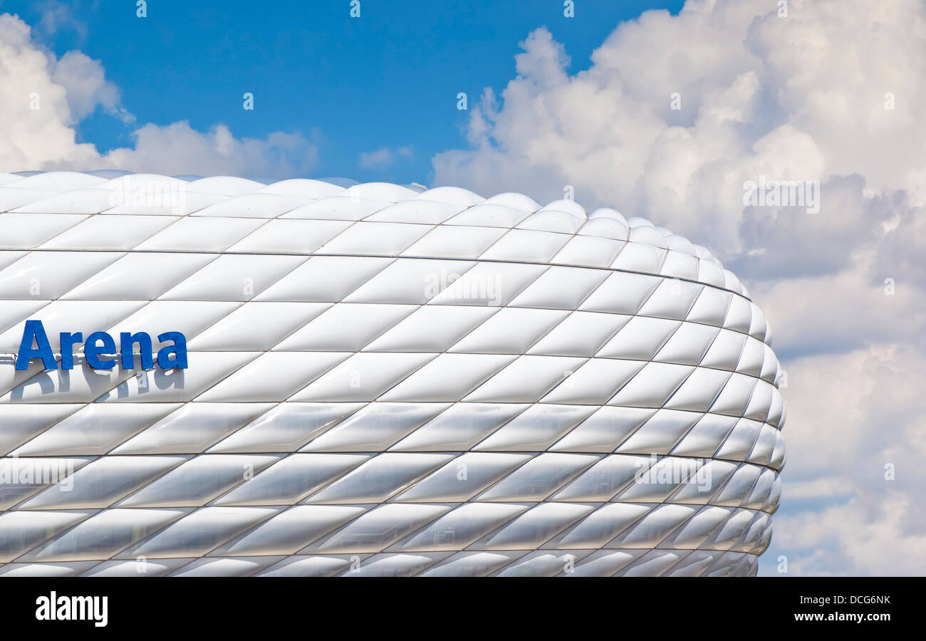 Stadium arena oval field hi-res stock photography and images - Alamy