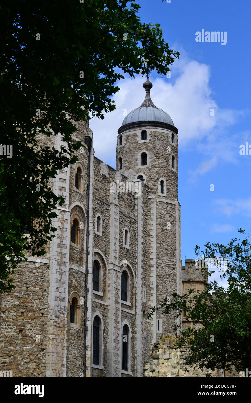 The White Tower, Tower of London Stock Photo - Alamy