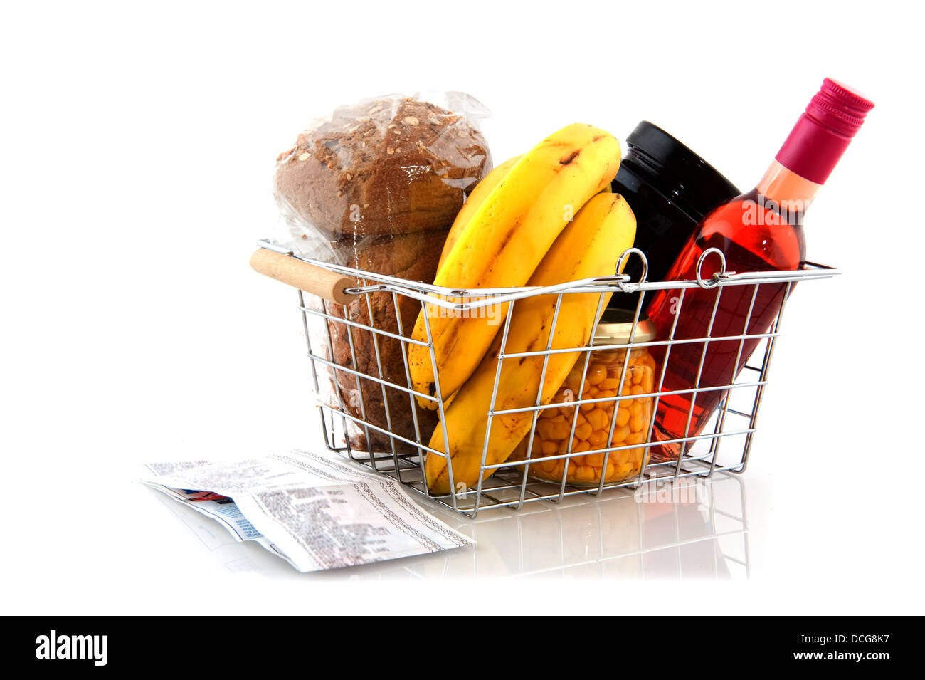 Daily shopping hi-res stock photography and images - Alamy
