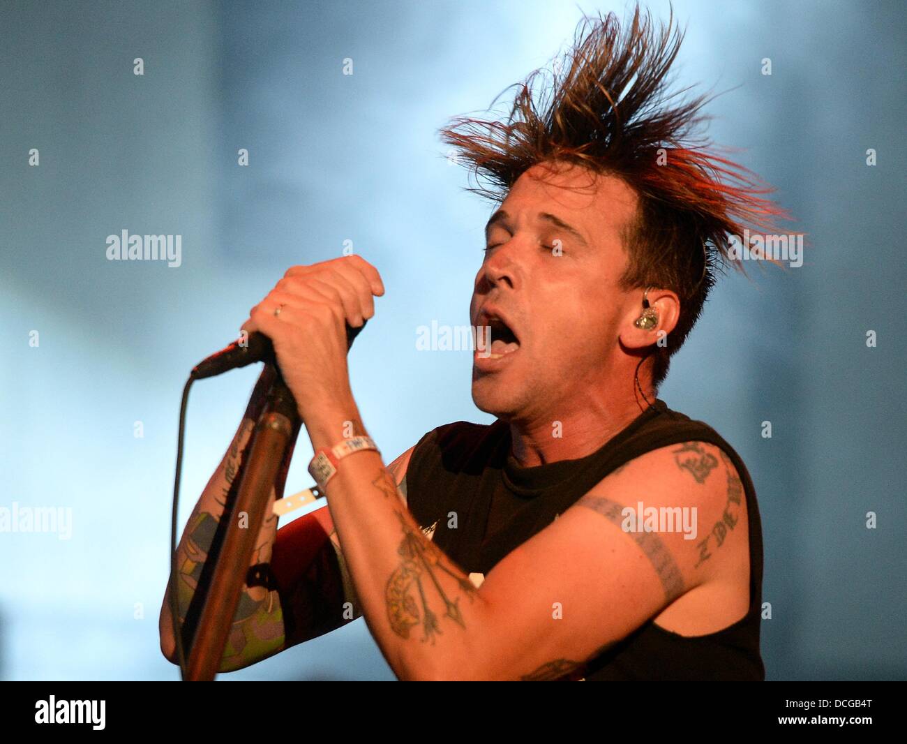 Benjamin kowalewicz billy talent live hi-res stock photography and ...
