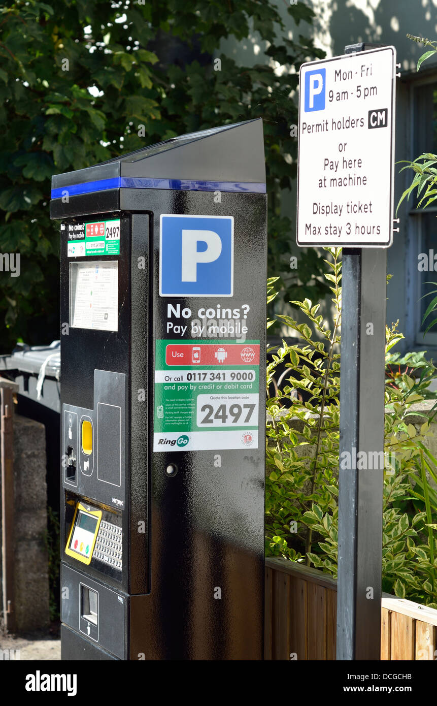 Residents parking zone bristol hi-res stock photography and images - Alamy